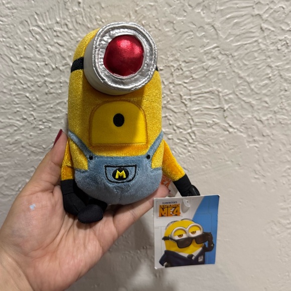 Universal | Toys | 7 Amc Despicable Me 4 Mega Minion Mel Plush Minions ...